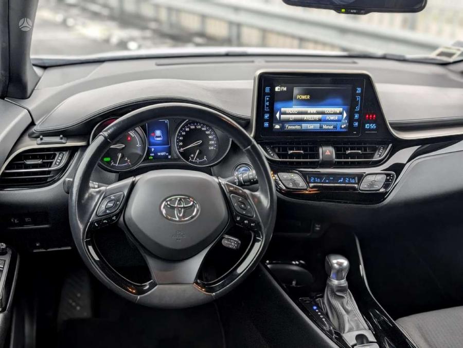 Pelēks Toyota C-HR 2019 Viļņa, ar dzinēja tilpumu 1.80 L un nobraukumu 143 tūkst. km par 16300 €, foto 11 vietnē AUTOMOTO.COM.LV