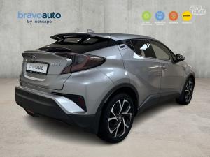 Серый Тойота C-HR 2019 в Вильнюс, объемом двигателя 1.80 л и пробегом 117 тыс. км за 18500 €, фото 5 на AUTOMOTO.COM.LV