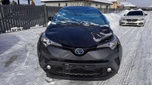 Grey Toyota C-HR 2019 in Kedainiai, with an engine capacity of 1.80 L and mileage of 99 thousand km for 8250 €, photo 2 on AUTOMOTO.COM.LV