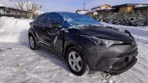 Grey Toyota C-HR 2019 in Kedainiai, with an engine capacity of 1.80 L and mileage of 99 thousand km for 8250 €, photo 3 on AUTOMOTO.COM.LV
