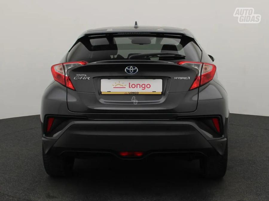 Pelēks Toyota C-HR 2019 Viļņa, ar dzinēja tilpumu 1.80 L un nobraukumu 196 tūkst. km par 15999 €, foto 6 vietnē AUTOMOTO.COM.LV
