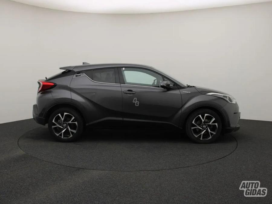 Pelēks Toyota C-HR 2019 Viļņa, ar dzinēja tilpumu 1.80 L un nobraukumu 196 tūkst. km par 15999 €, foto 10 vietnē AUTOMOTO.COM.LV