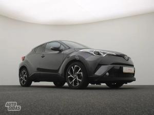 Pelēks Toyota C-HR 2019 Viļņa, ar dzinēja tilpumu 1.80 L un nobraukumu 196 tūkst. km par 15999 €, foto 12 vietnē AUTOMOTO.COM.LV