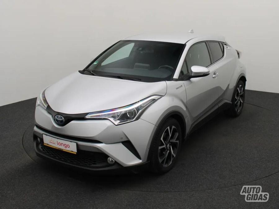 Grey Toyota C-HR 2019 in Vilnius, with an engine capacity of 1.80 L and mileage of 179 thousand km for 16799 €, photo 1 on AUTOMOTO.COM.LV