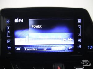 Grey Toyota C-HR 2019 in Vilnius, with an engine capacity of 1.80 L and mileage of 179 thousand km for 16799 €, photo 23 on AUTOMOTO.COM.LV