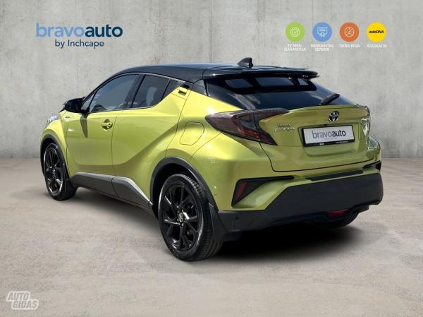Серый Тойота C-HR 2019 в Каунас, объемом двигателя 1.80 л и пробегом 78 тыс. км за 22271 €, фото 3 на AUTOMOTO.COM.LV