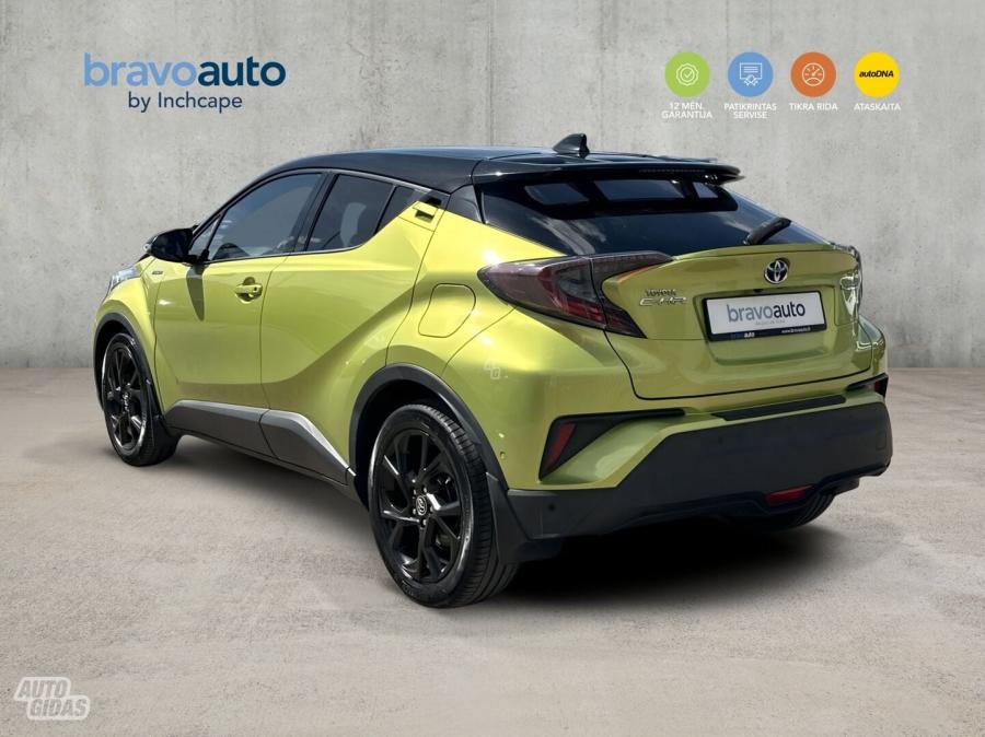 Pelēks Toyota C-HR 2019 Kauņa, ar dzinēja tilpumu 1.80 L un nobraukumu 78 tūkst. km par 22271 €, foto 4 vietnē AUTOMOTO.COM.LV