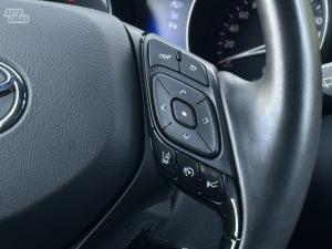 Pelēks Toyota C-HR 2019 Kauņa, ar dzinēja tilpumu 1.80 L un nobraukumu 78 tūkst. km par 22271 €, foto 18 vietnē AUTOMOTO.COM.LV