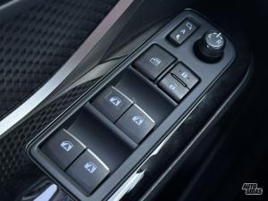 Pelēks Toyota C-HR 2019 Kauņa, ar dzinēja tilpumu 1.80 L un nobraukumu 78 tūkst. km par 22271 €, foto 23 vietnē AUTOMOTO.COM.LV