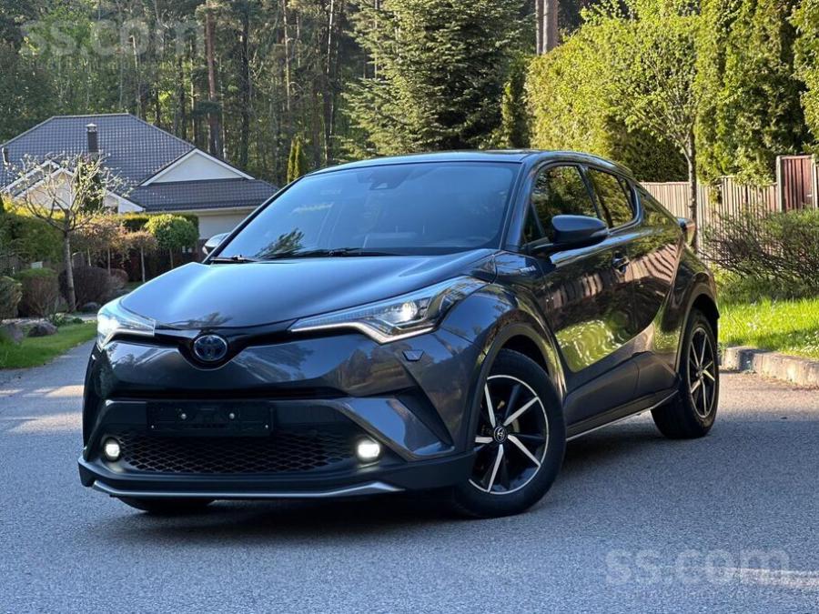 Pelēks Toyota C-HR 2019 Rīga, ar dzinēja tilpumu 1.80 L un nobraukumu 224 tūkst. km par 13450 €, foto 1 vietnē AUTOMOTO.COM.LV