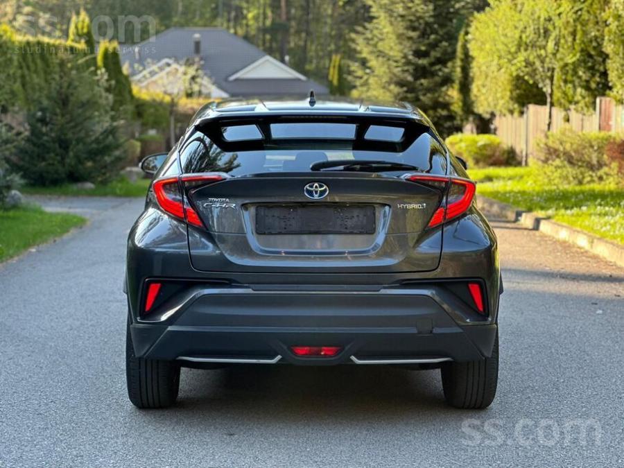 Pelēks Toyota C-HR 2019 Rīga, ar dzinēja tilpumu 1.80 L un nobraukumu 224 tūkst. km par 13450 €, foto 8 vietnē AUTOMOTO.COM.LV
