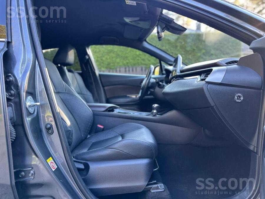 Pelēks Toyota C-HR 2019 Rīga, ar dzinēja tilpumu 1.80 L un nobraukumu 224 tūkst. km par 13450 €, foto 18 vietnē AUTOMOTO.COM.LV