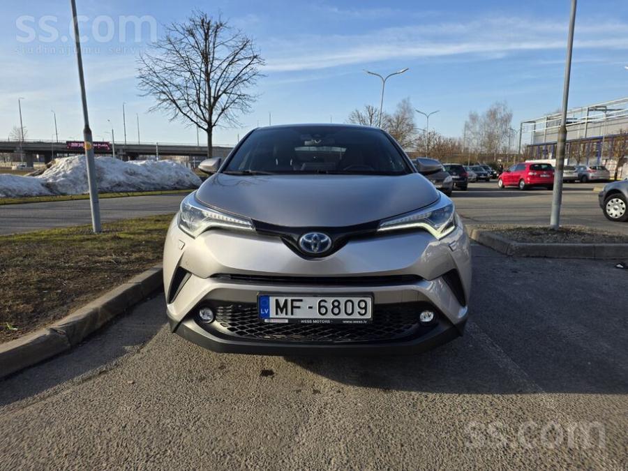 Pelēks Toyota C-HR 2019 Rīga, ar dzinēja tilpumu 1.80 L un nobraukumu 125 tūkst. km par 18500 €, foto 23 vietnē AUTOMOTO.COM.LV