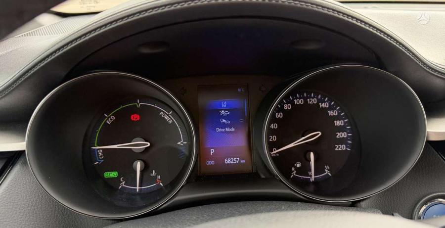 Серый Тойота C-HR 2019 в Каунас, объемом двигателя 1.80 л и пробегом 68 тыс. км за 13350 €, фото 16 на AUTOMOTO.COM.LV
