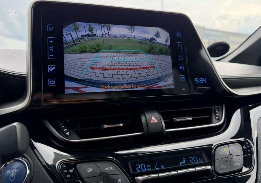 Серый Тойота C-HR 2019 в Каунас, объемом двигателя 1.80 л и пробегом 68 тыс. км за 13350 €, фото 19 на AUTOMOTO.COM.LV