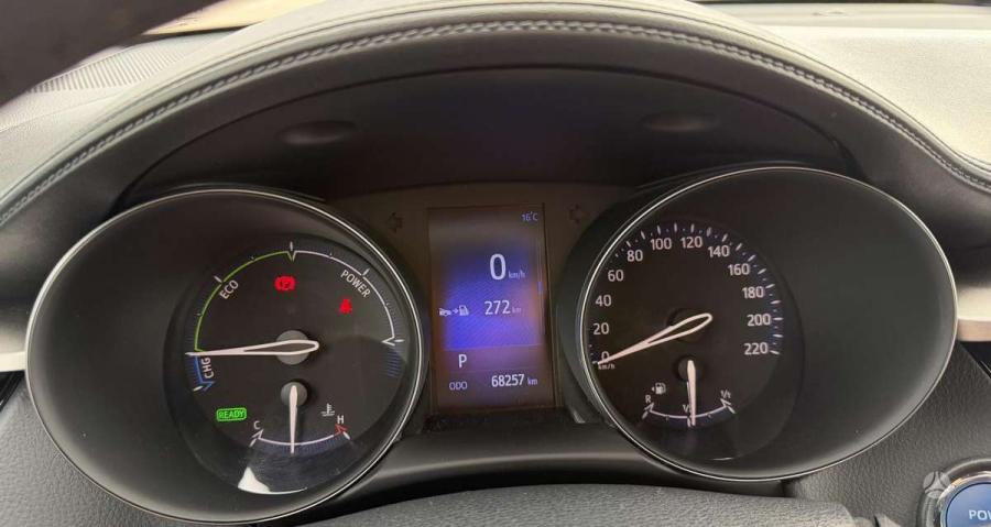 Серый Тойота C-HR 2019 в Каунас, объемом двигателя 1.80 л и пробегом 68 тыс. км за 13500 €, фото 16 на AUTOMOTO.COM.LV