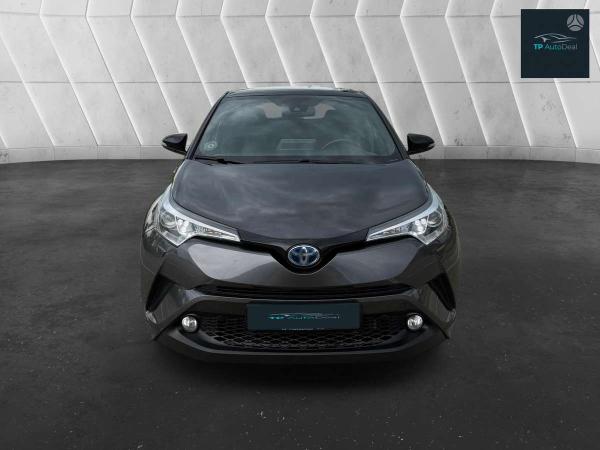 Серый Тойота C-HR 2019 в Каунас, объемом двигателя 1.80 л и пробегом 68 тыс. км за 13250 €, фото 5 на AUTOMOTO.COM.LV
