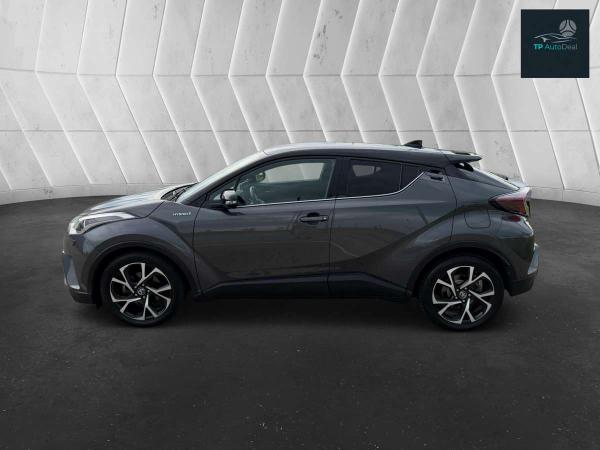 Серый Тойота C-HR 2019 в Каунас, объемом двигателя 1.80 л и пробегом 68 тыс. км за 13250 €, фото 8 на AUTOMOTO.COM.LV