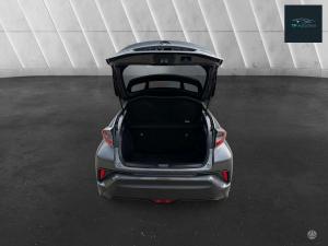 Серый Тойота C-HR 2019 в Каунас, объемом двигателя 1.80 л и пробегом 68 тыс. км за 13250 €, фото 31 на AUTOMOTO.COM.LV