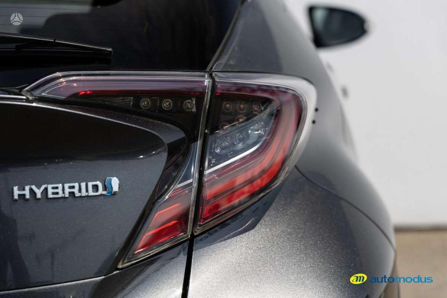 Grey Toyota C-HR 2019 in Vilnius, with an engine capacity of 1.80 L and mileage of 304 thousand km for 12880 €, photo 26 on AUTOMOTO.COM.LV