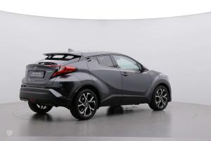 Grey Toyota C-HR 2019 in Vilnius, with an engine capacity of 1.80 L and mileage of 79 thousand km for 21900 €, photo 4 on AUTOMOTO.COM.LV