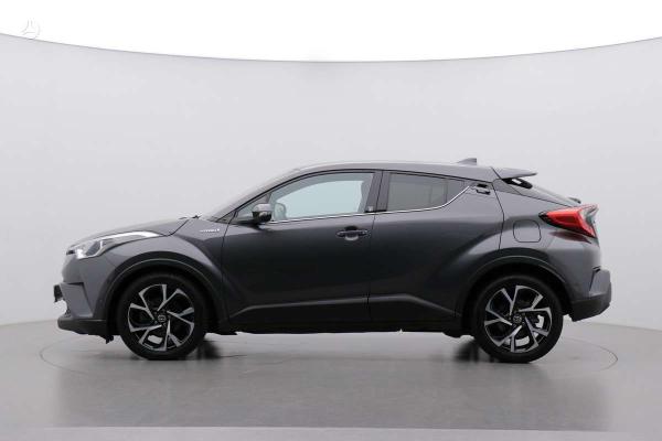 Grey Toyota C-HR 2019 in Vilnius, with an engine capacity of 1.80 L and mileage of 79 thousand km for 21900 €, photo 4 on AUTOMOTO.COM.LV