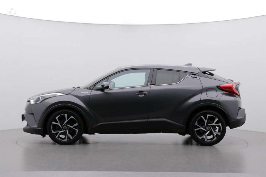 Grey Toyota C-HR 2019 in Vilnius, with an engine capacity of 1.80 L and mileage of 79 thousand km for 21900 €, photo 5 on AUTOMOTO.COM.LV