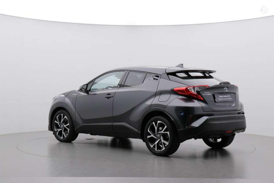 Grey Toyota C-HR 2019 in Vilnius, with an engine capacity of 1.80 L and mileage of 79 thousand km for 21900 €, photo 19 on AUTOMOTO.COM.LV