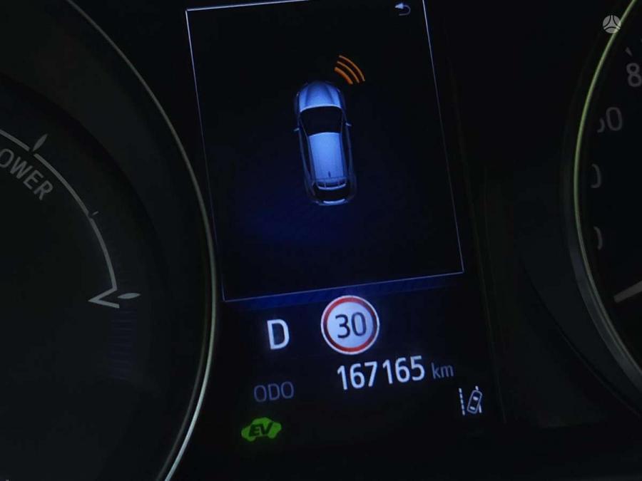 Серый Тойота C-HR 2019 в Каунас, объемом двигателя 1.80 л и пробегом 167 тыс. км за 15999 €, фото 9 на AUTOMOTO.COM.LV