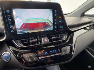 Grey Toyota C-HR 2019 in Siauliai, with an engine capacity of 1.80 L and mileage of 86 thousand km for 19500 €, photo 20 on AUTOMOTO.COM.LV