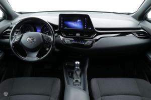 Grey Toyota C-HR 2019 in Vilnius, with an engine capacity of 1.20 L and mileage of 101 thousand km for 18700 €, photo 8 on AUTOMOTO.COM.LV