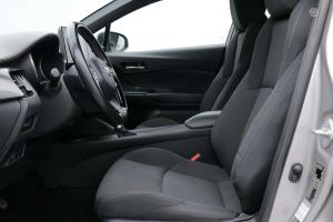 Grey Toyota C-HR 2019 in Vilnius, with an engine capacity of 1.20 L and mileage of 101 thousand km for 18700 €, photo 13 on AUTOMOTO.COM.LV