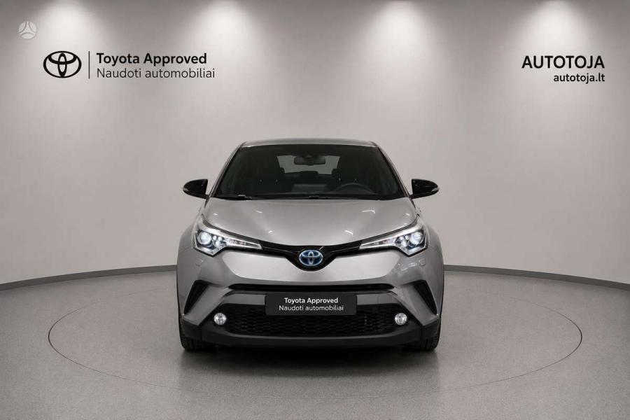 Серый Тойота C-HR 2019 в Каунас, объемом двигателя 1.80 л и пробегом 65 тыс. км за 20500 €, фото 6 на AUTOMOTO.COM.LV