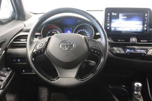 Серый Тойота C-HR 2019 в Каунас, объемом двигателя 1.80 л и пробегом 65 тыс. км за 20500 €, фото 13 на AUTOMOTO.COM.LV