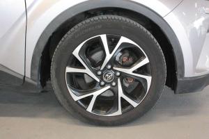 Серый Тойота C-HR 2019 в Каунас, объемом двигателя 1.80 л и пробегом 65 тыс. км за 20500 €, фото 16 на AUTOMOTO.COM.LV