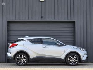 Серый Тойота C-HR 2019 в Каунас, объемом двигателя 1.80 л и пробегом 167 тыс. км за 15999 €, фото 4 на AUTOMOTO.COM.LV
