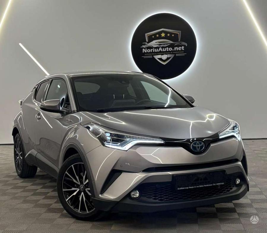 Grey Toyota C-HR 2019 in Marijampole, with an engine capacity of 1.80 L and mileage of 176 thousand km for 16250 €, photo 1 on AUTOMOTO.COM.LV