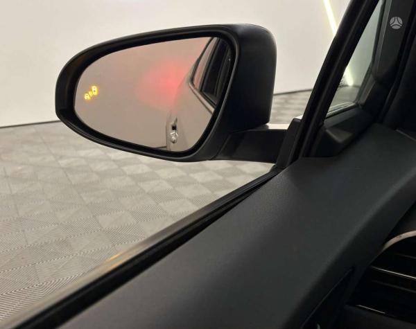 Pelēks Toyota C-HR 2019 Marijampole, ar dzinēja tilpumu 1.80 L un nobraukumu 176 tūkst. km par 16250 €, foto 3 vietnē AUTOMOTO.COM.LV