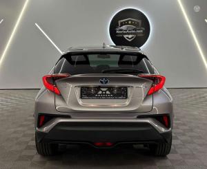 Grey Toyota C-HR 2019 in Marijampole, with an engine capacity of 1.80 L and mileage of 176 thousand km for 16250 €, photo 29 on AUTOMOTO.COM.LV