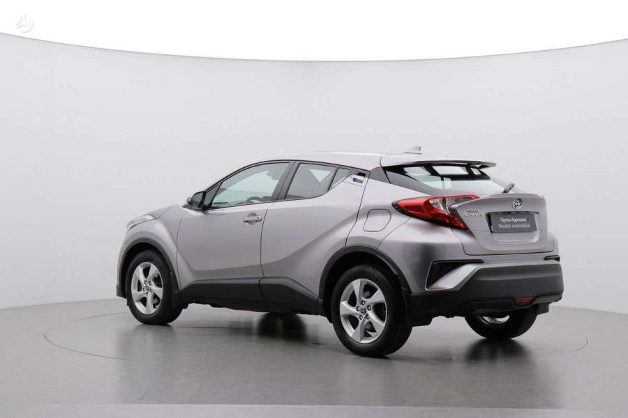 Grey Toyota C-HR 2019 in Vilnius, with an engine capacity of 1.20 L and mileage of 101 thousand km for 18700 €, photo 19 on AUTOMOTO.COM.LV