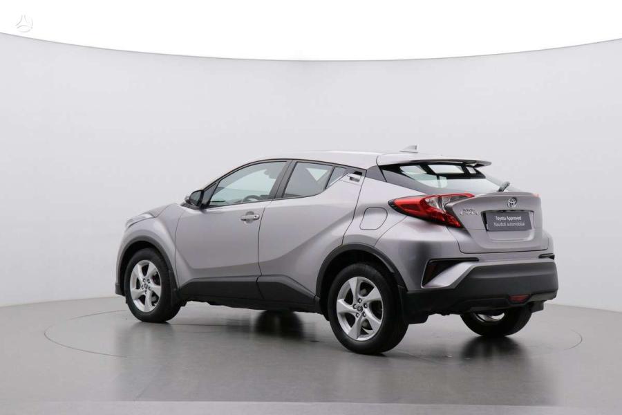 Pelēks Toyota C-HR 2019 Viļņa, ar dzinēja tilpumu 1.20 L un nobraukumu 101 tūkst. km par 18700 €, foto 19 vietnē AUTOMOTO.COM.LV