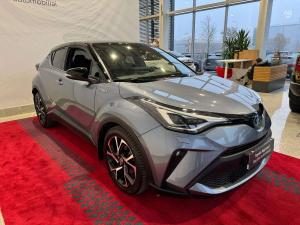 Серый Тойота C-HR 2020 в Шяуляй, объемом двигателя 1.80 л и пробегом 98 тыс. км за 21500 €, фото 2 на AUTOMOTO.COM.LV