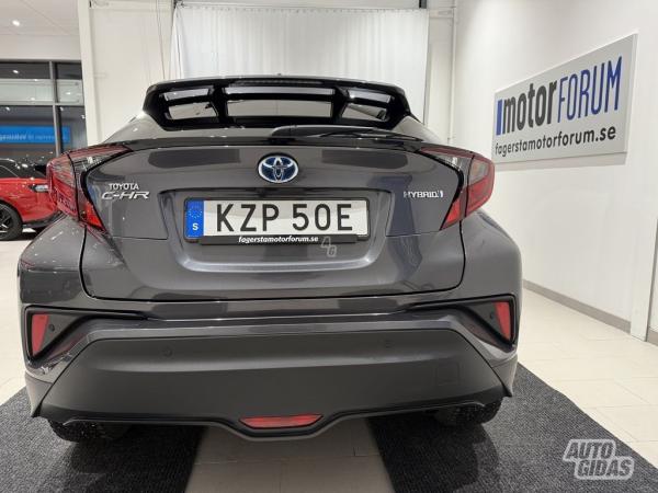 Pelēks Toyota C-HR 2020 Kauņa, ar dzinēja tilpumu 0.00 L un nobraukumu 67 tūkst. km par 25287 €, foto 4 vietnē AUTOMOTO.COM.LV