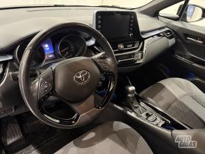 Pelēks Toyota C-HR 2020 Kauņa, ar dzinēja tilpumu 0.00 L un nobraukumu 67 tūkst. km par 25287 €, foto 11 vietnē AUTOMOTO.COM.LV