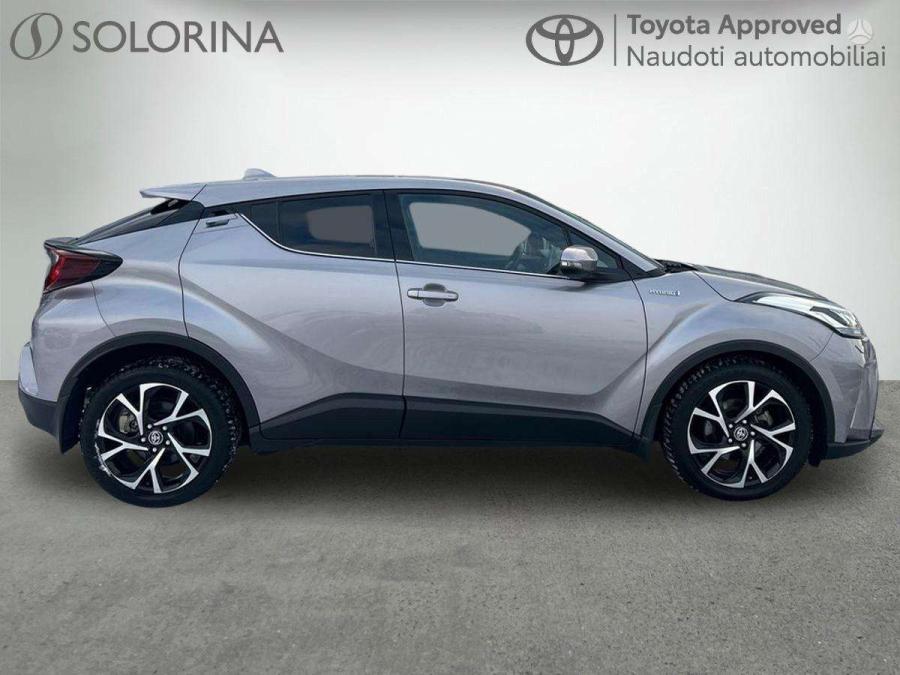 Pelēks Toyota C-HR 2020 Klaipėda, ar dzinēja tilpumu 1.80 L un nobraukumu 34 tūkst. km par 21900 €, foto 16 vietnē AUTOMOTO.COM.LV