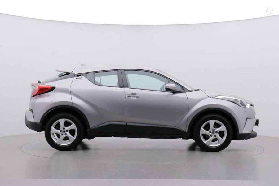 Grey Toyota C-HR 2020 in Vilnius, with an engine capacity of 1.20 L and mileage of 50 thousand km for 17900 €, photo 17 on AUTOMOTO.COM.LV