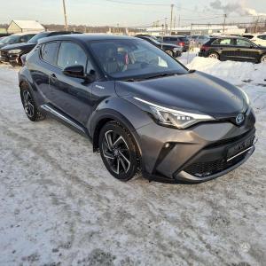 Pelēks Toyota C-HR 2020 Kauņa, ar dzinēja tilpumu 1.80 L un nobraukumu 165 tūkst. km par 18900 €, foto 3 vietnē AUTOMOTO.COM.LV