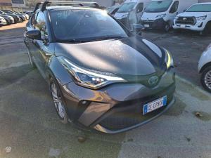 Grey Toyota C-HR 2020 in Kaunas, with an engine capacity of 1.80 L and mileage of 66 thousand km for 21700 €, photo  on AUTOMOTO.COM.LV