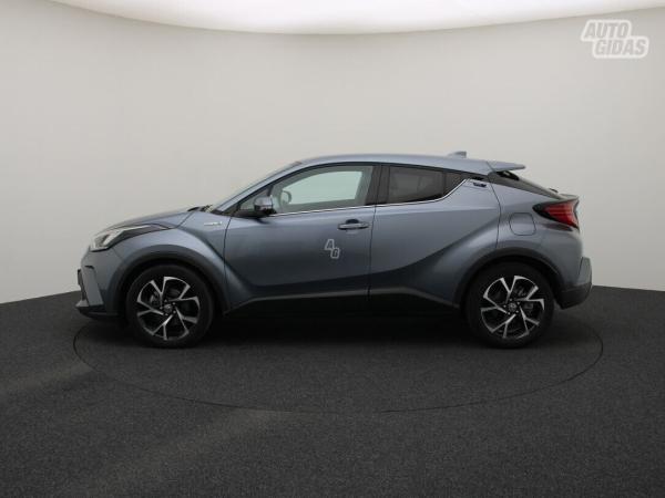 Pelēks Toyota C-HR 2020 Viļņa, ar dzinēja tilpumu 2.00 L un nobraukumu 179 tūkst. km par 18299 €, foto 6 vietnē AUTOMOTO.COM.LV