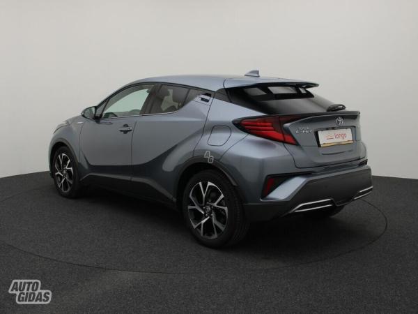 Pelēks Toyota C-HR 2020 Viļņa, ar dzinēja tilpumu 2.00 L un nobraukumu 179 tūkst. km par 18299 €, foto 7 vietnē AUTOMOTO.COM.LV